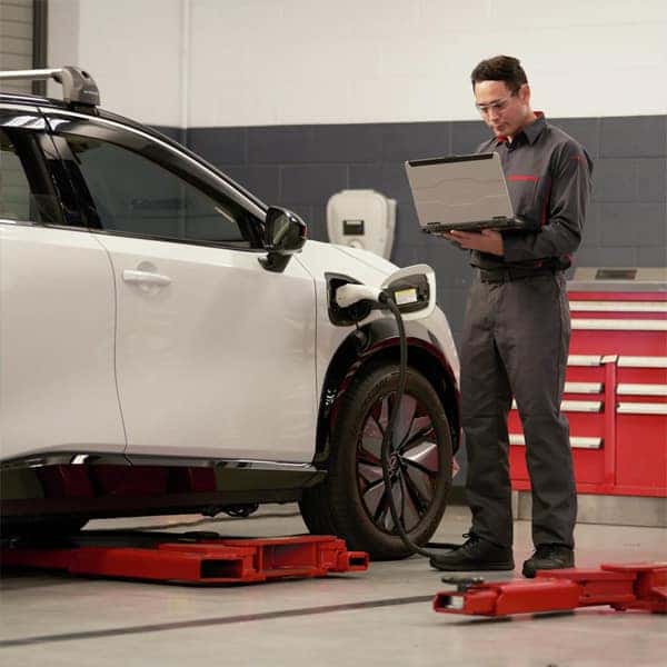 Nissan EV Service Near Norwood, MA | Quirk Nissan