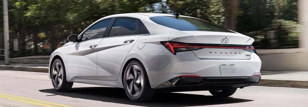 Puros Autos names Hyundai Elantra Hybrid the 2023 Sedan of the Year in ...