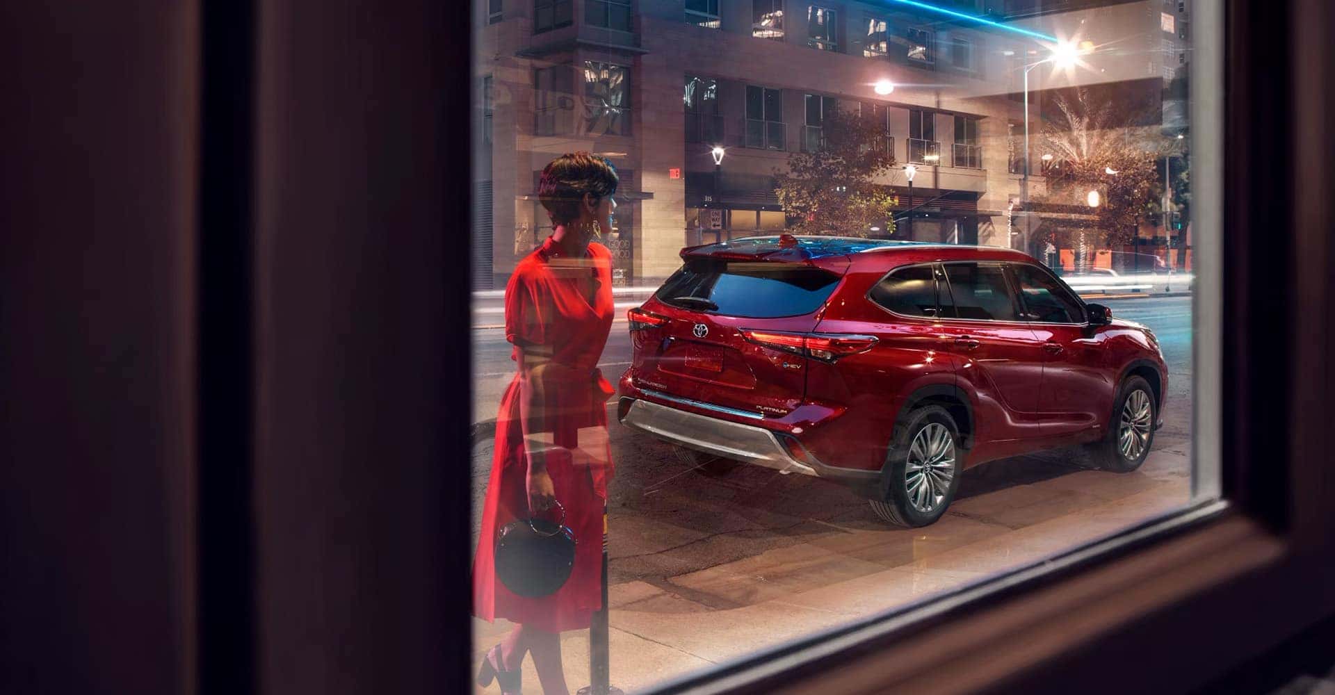 Explore the 2025 Toyota Highlander Hybrid | AWD, Room for 7